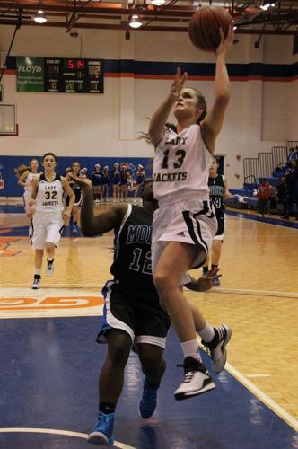 Model girls vs. Calhoun | | northwestgeorgianews.com