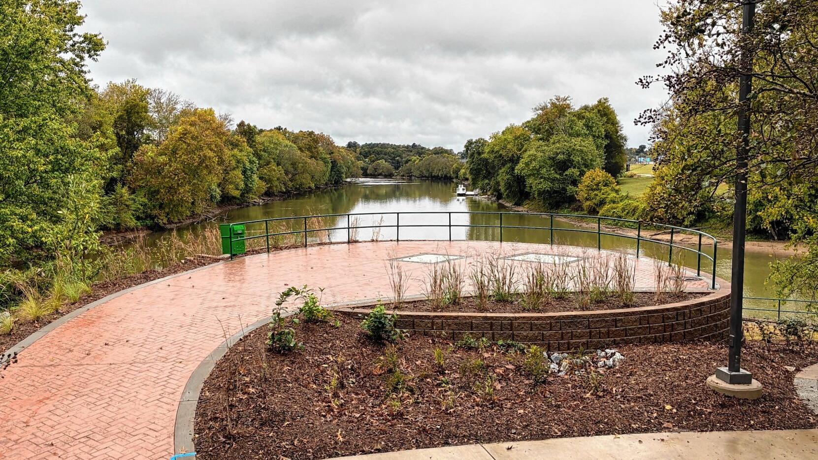 Around Town: Three decades in the making, Unity Point Park officially ...