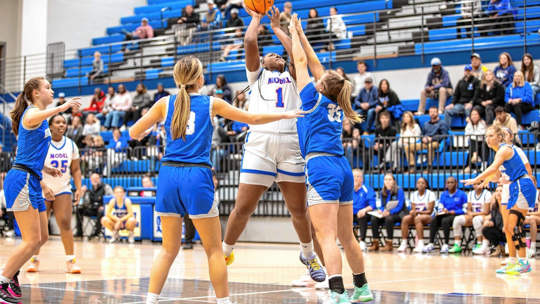 Model fights back in fourth to win defensive battle, deal Bremen first ...