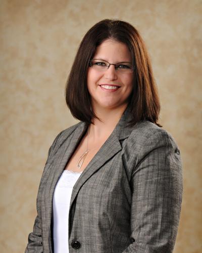 Stacy Long steps down as VAC executive director, will lead United Way ...