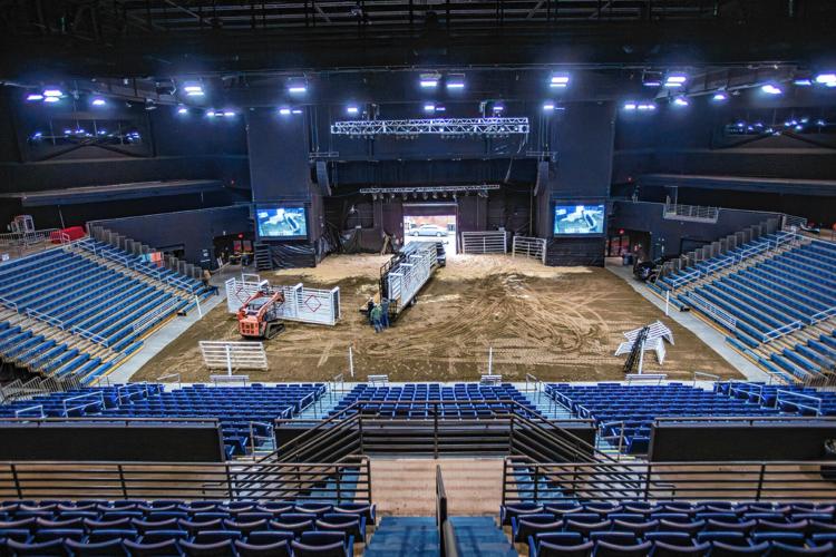ride empty arena