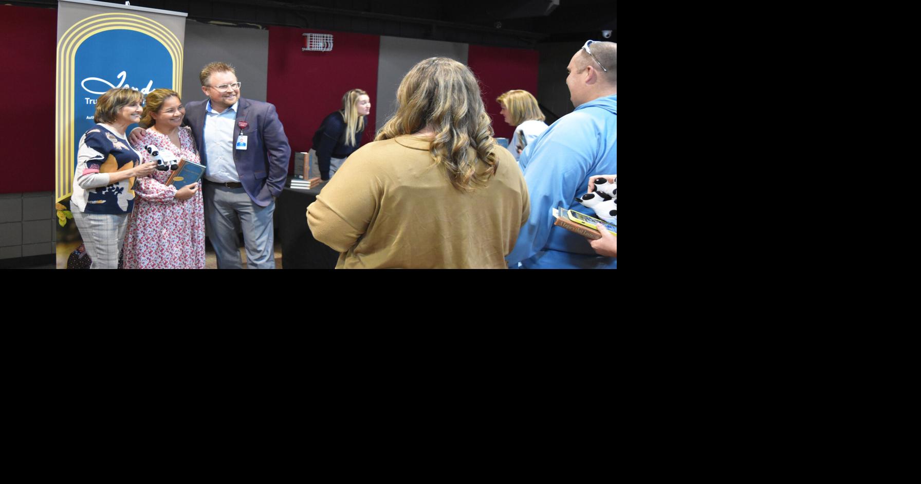 Trudy Cathy White speaks in Calhoun | Gordon Life ...