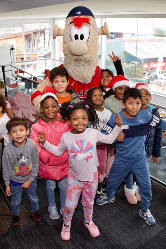 PHOTOS: Braves, Smyrna Partner for Shop with A Hero | Atlantabraves ...