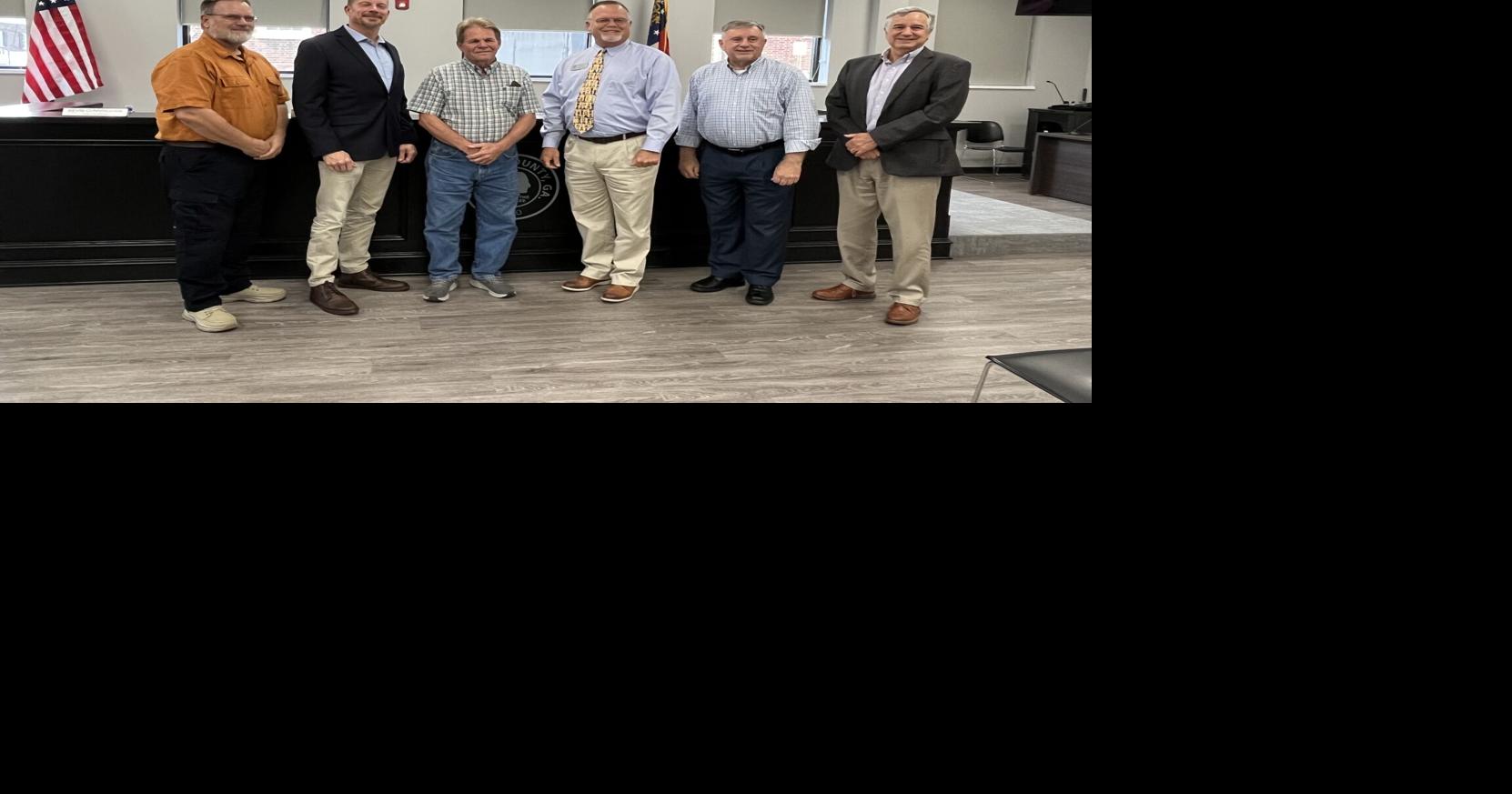 'I wouldn't trade it for anything': Gordon County Commission recognizes ...