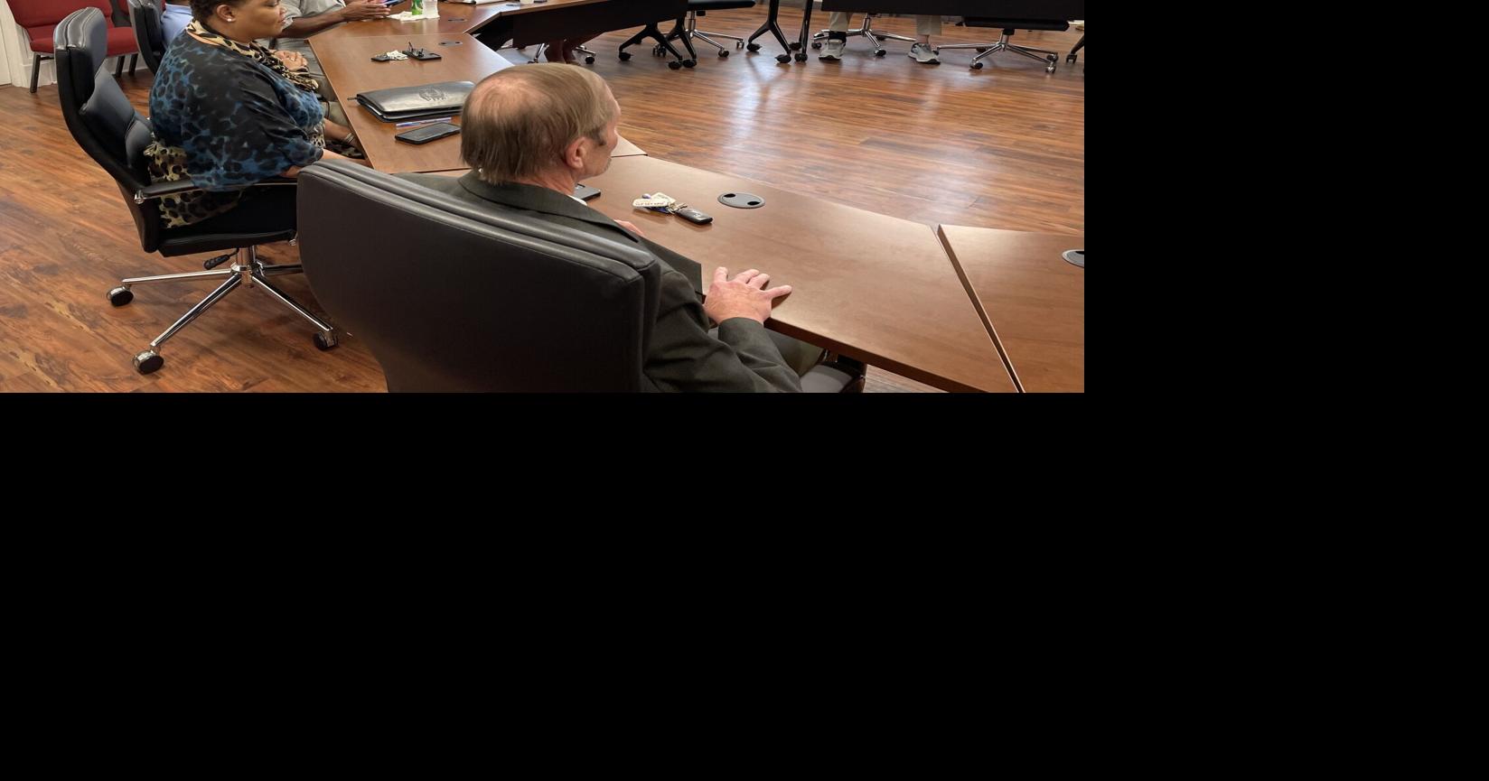 Second day of Rome City Commission closed-door meetings on Cochran case ...