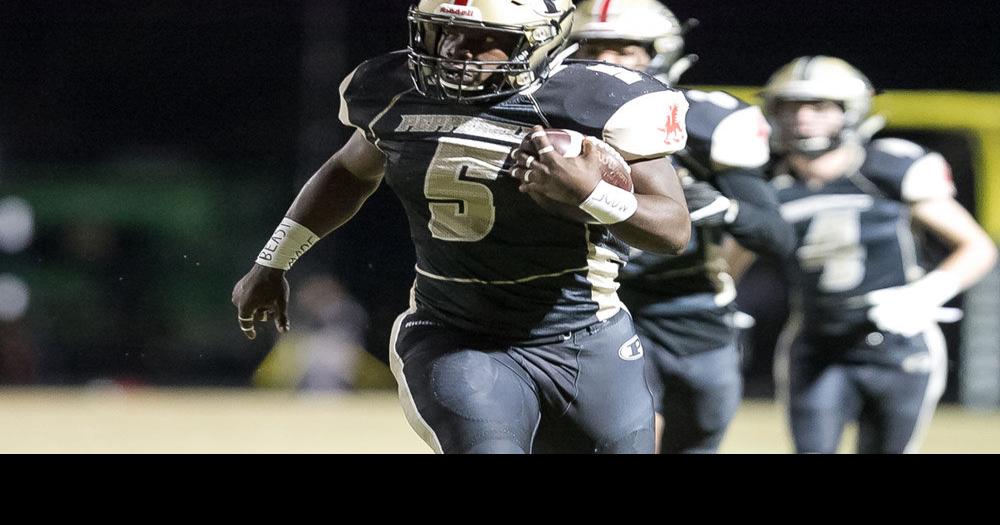 FOOTBALL: Pepperell opens playoffs in dominating fashion at Dragon ...