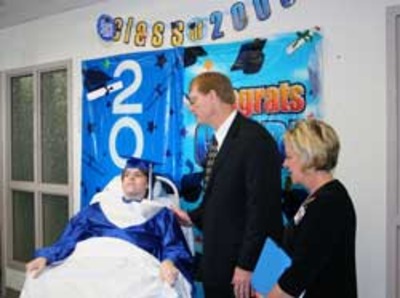 Graduating in his bed: Jake Bloodworth overcomes obstacles to graduate ...