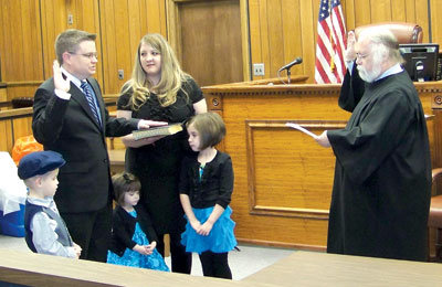 Shaunathan Bell sworn in as Ninth Judicial Circuit Court Judge ...