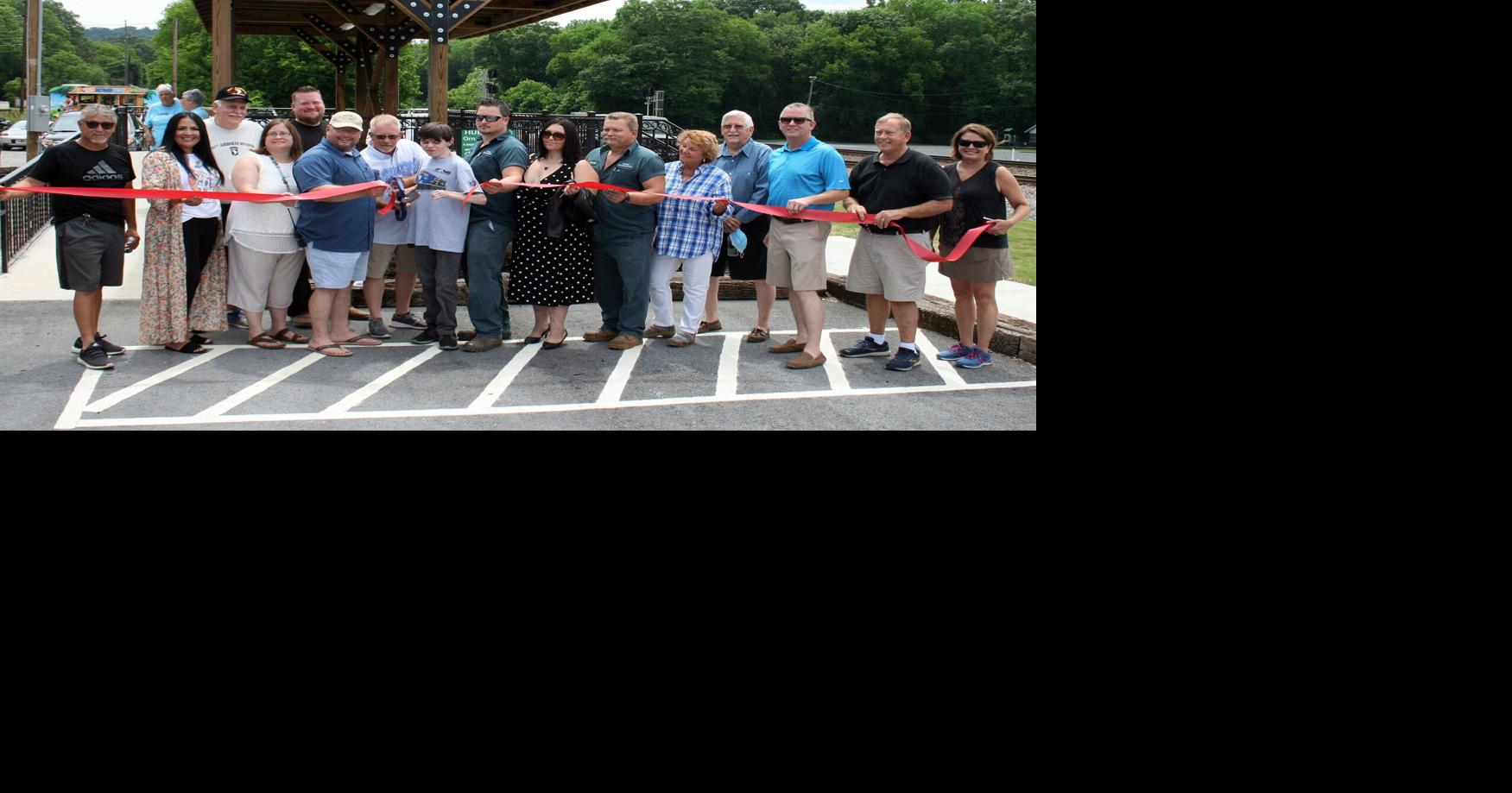Lindale train viewing platform opened | Local News ...