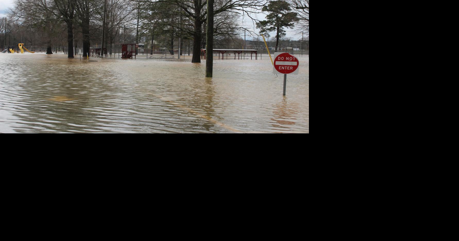 Skies expected to clear, but flooding remains a concern in Calhoun ...