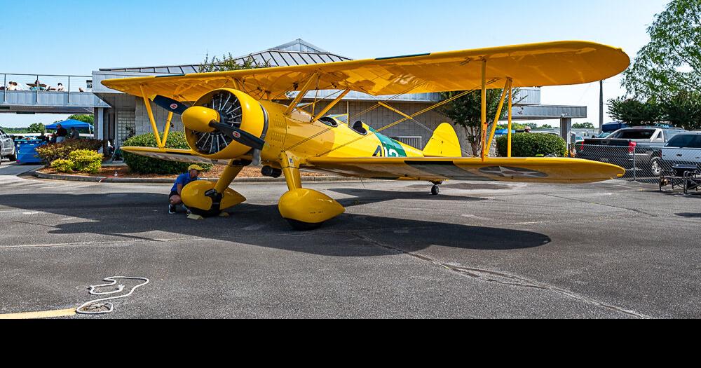 Airport's Wings and Wheels Fly-In and Car Show May 25 ...