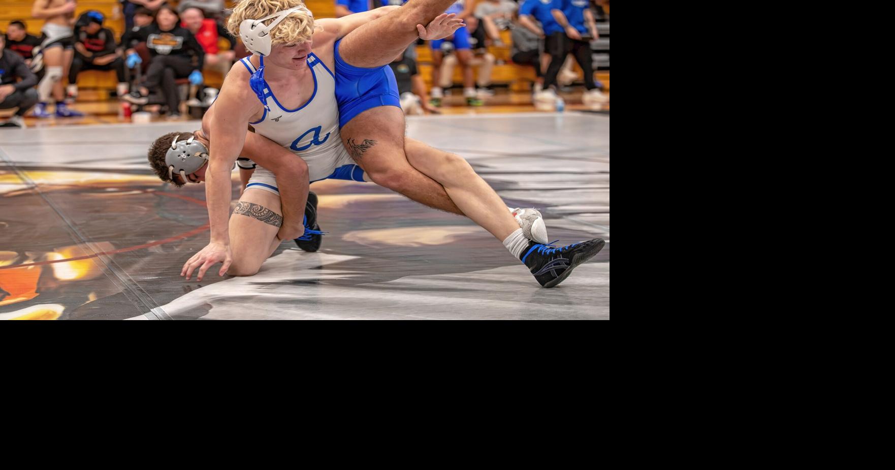 Local wrestlers advance to sectionals after Tuesday meet | Sports ...