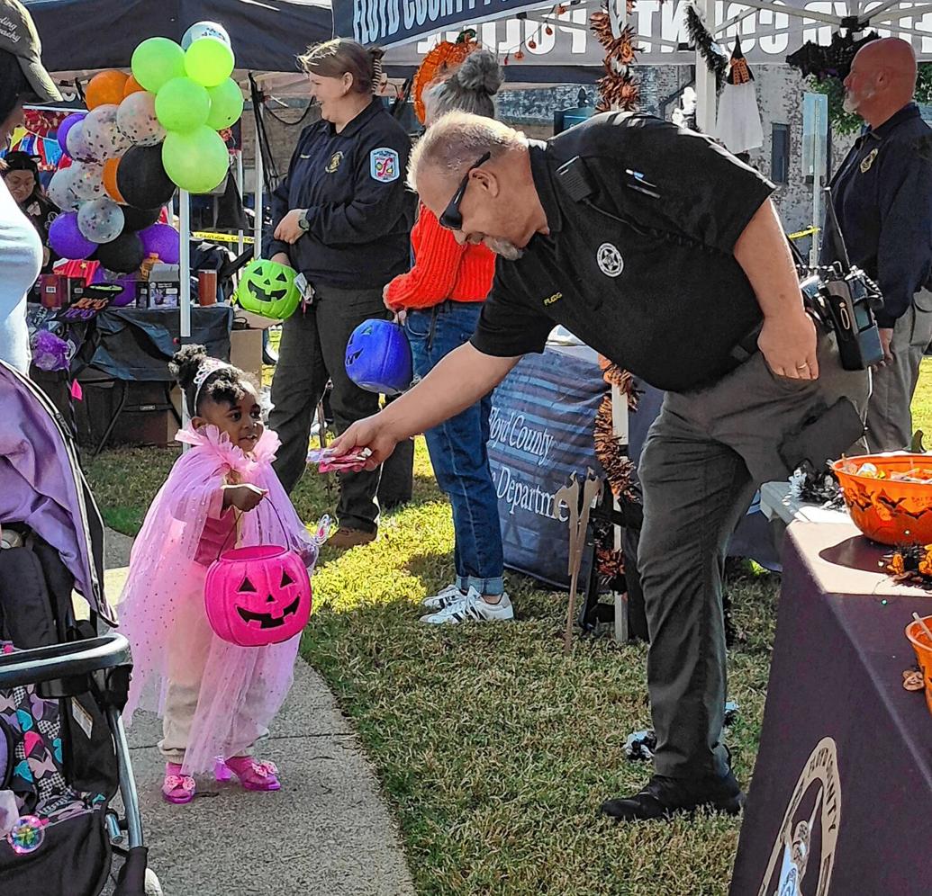 It’s a boo-tiful day in Rome’s neighborhoods | Local ...