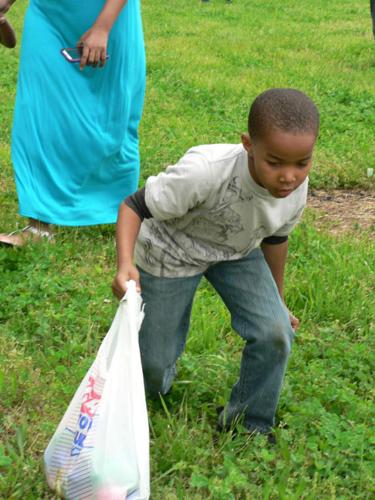Easter egg hunt at Coosa Valley Fairgrounds | Gallery ...