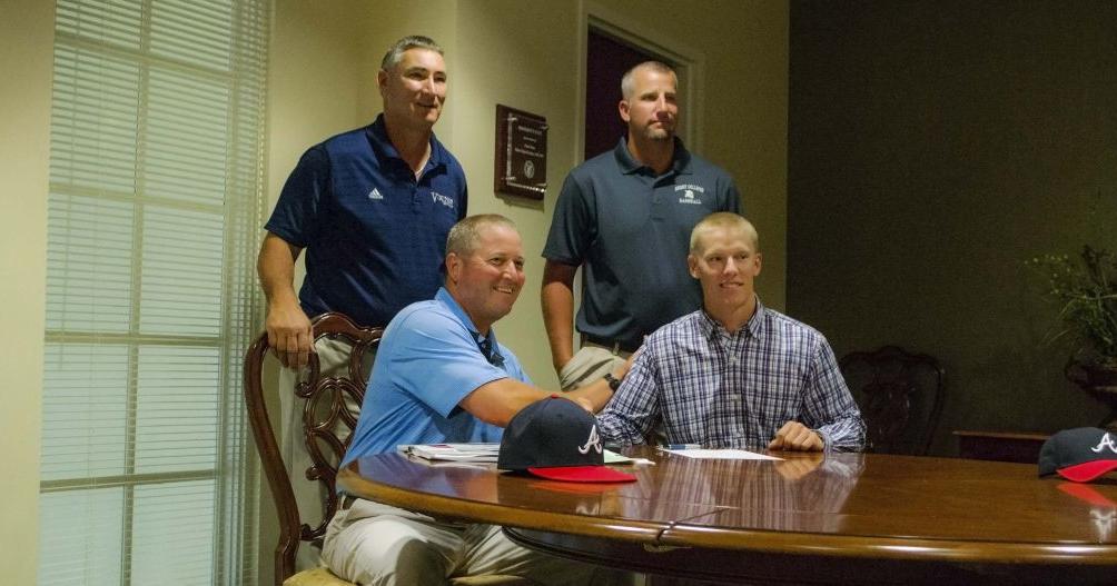 Stephen Gaylor 14C signs pro contract with the Atlanta Braves | Sports ...