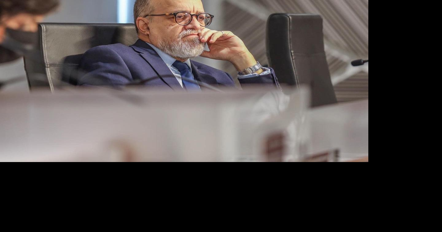 Karla Angleró: "Rafael Bernabe solo tiene adjudicado cerca de 5,000 ...