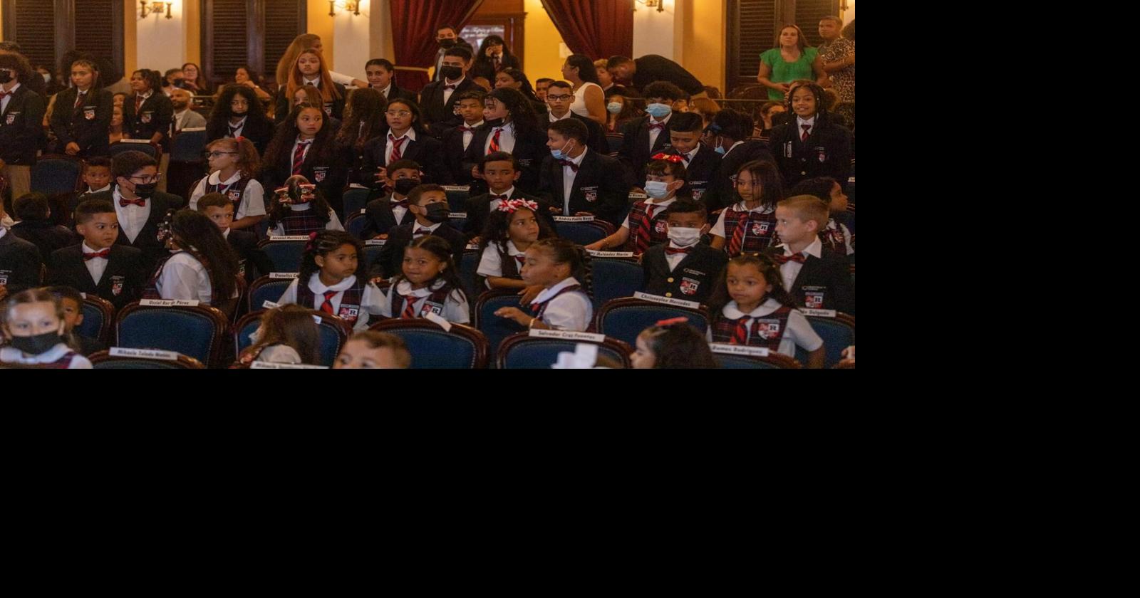 Entregan becas académicas a 237 estudiantes de LEAP STEAM + E Academy ...