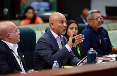 “De los $200 de la factura, $30 son para LUMA”, explica Juan Saca ...