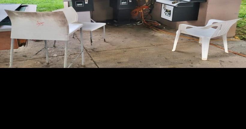 Policía tumba mini "pub" y casino dentro de caserío en Bayamón ...