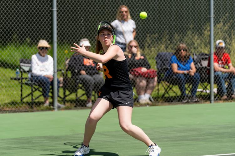 Roseburg girls doubles team advances to 6A state | Prep Tennis ...