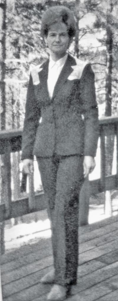 Chloe Jeannette Hendricks (Robison) | Obituaries | nrtoday.com