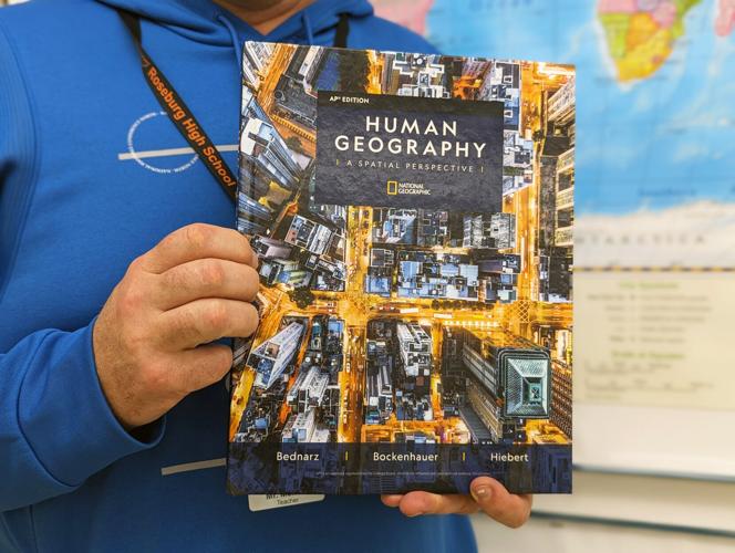 Teacher brings passion for human geography to Roseburg High School ...