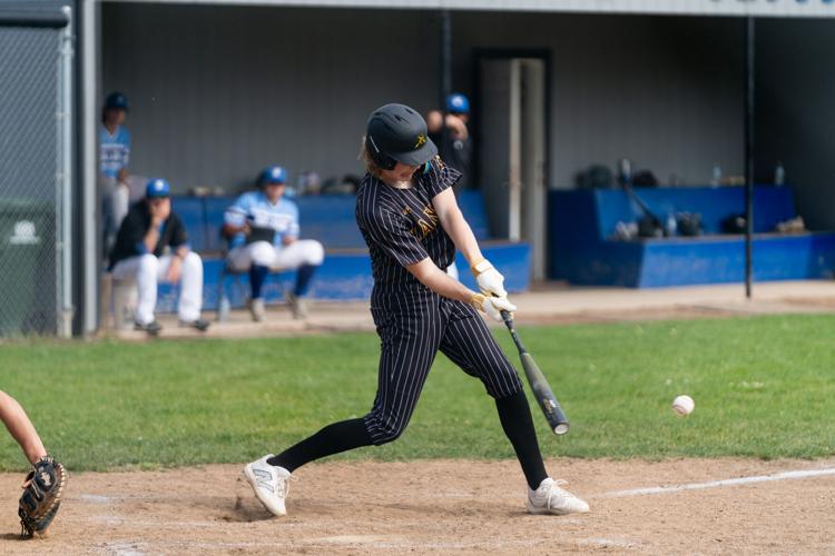 Sutherlin rebounds for split with South Umpqua in FWL baseball twin ...