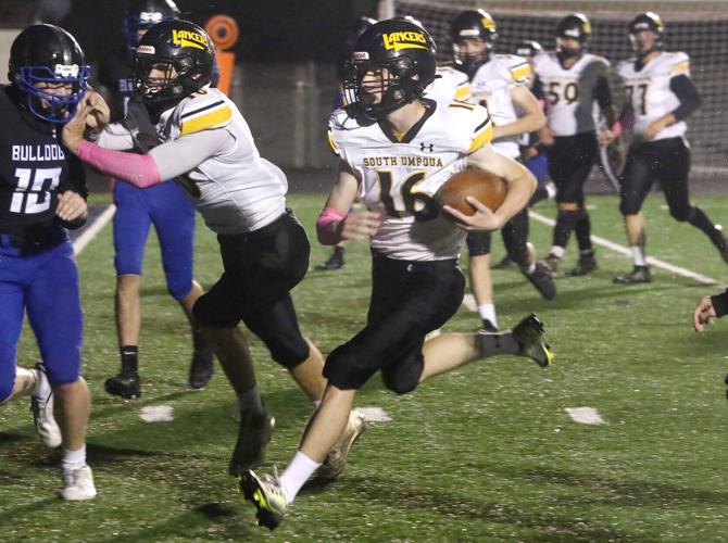No. 4 South Umpqua dominates Sutherlin, 47-6 | Prep Football | nrtoday.com