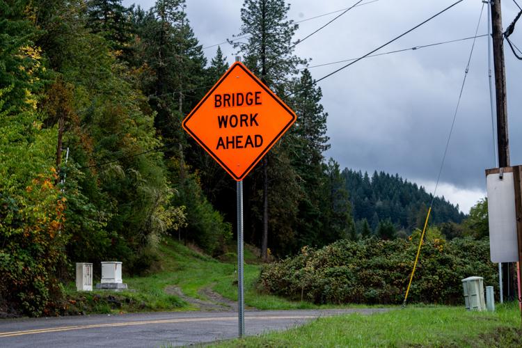 Lone Rock Bridge reduced to one lane due to ongoing construction ...