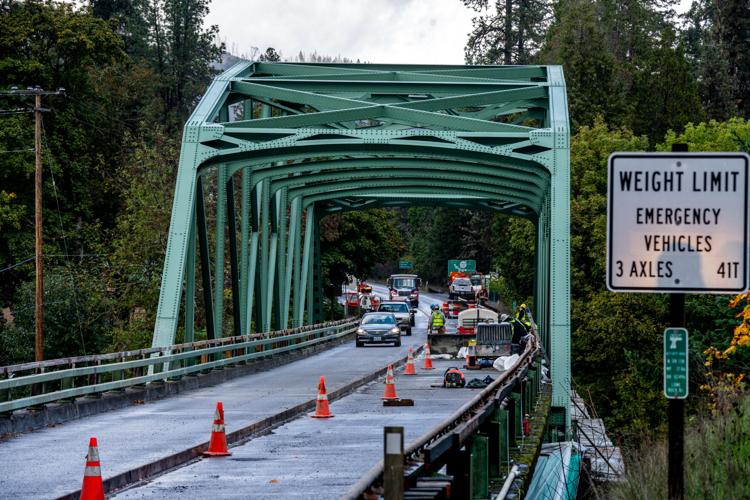 Lone Rock Bridge reduced to one lane due to ongoing construction ...