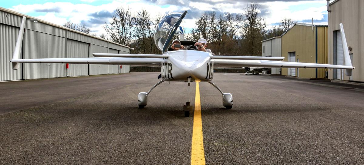 Cozy airplane is an attention-getter | Roseburg | nrtoday.com