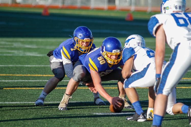 Oakland shuts out Heppner 26-0, advances to Class 2A state title game ...