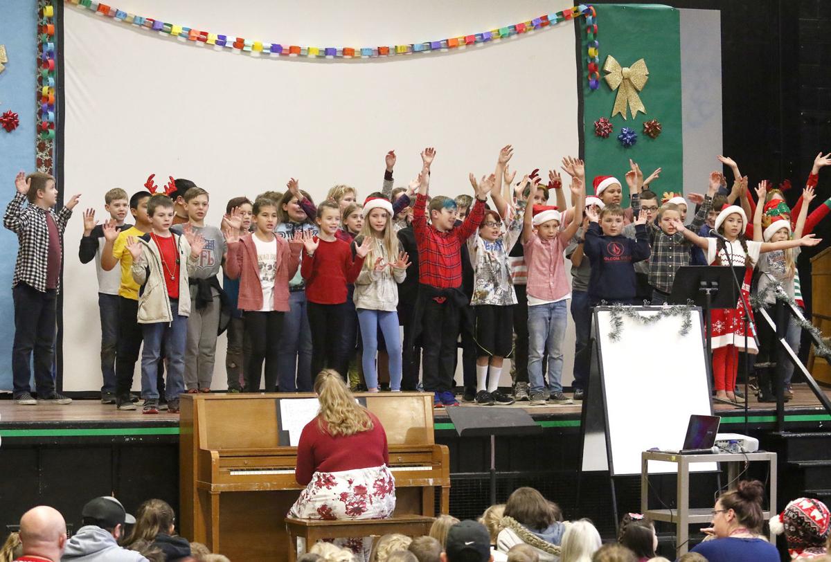 Green Elementary School holds holiday concert and sing-a-long ...