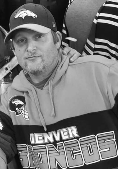 Chris Hawk | Obituaries | nrtoday.com