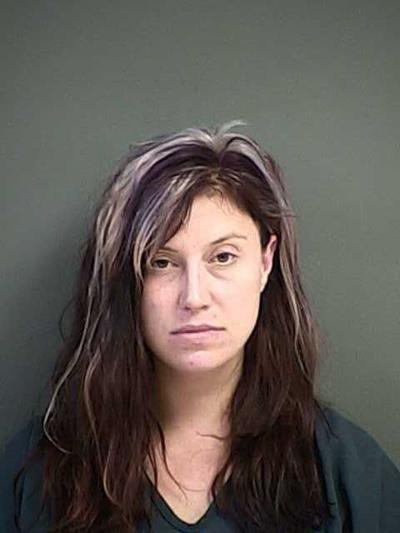 Roseburg woman arrested for allegedly stabbing boyfriend | Crime ...