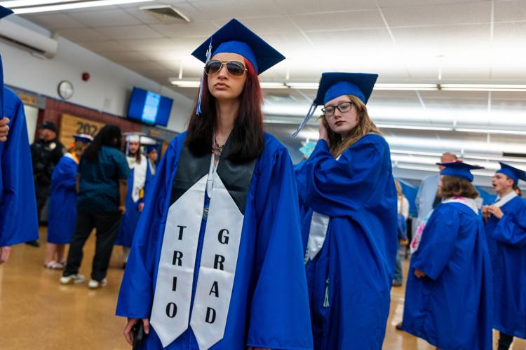 Sutherlin High School celebrates graduates | Education | nrtoday.com