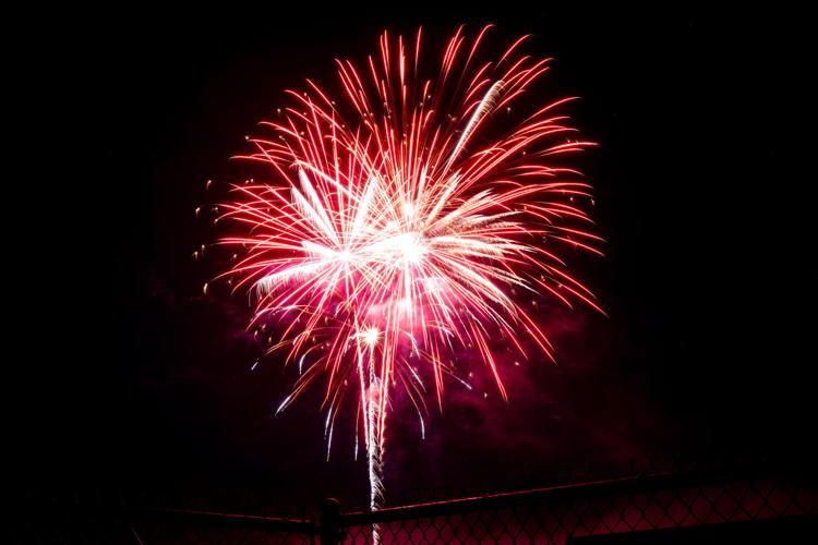 Fireworks display lights up the sky over Roseburg | News | nrtoday.com