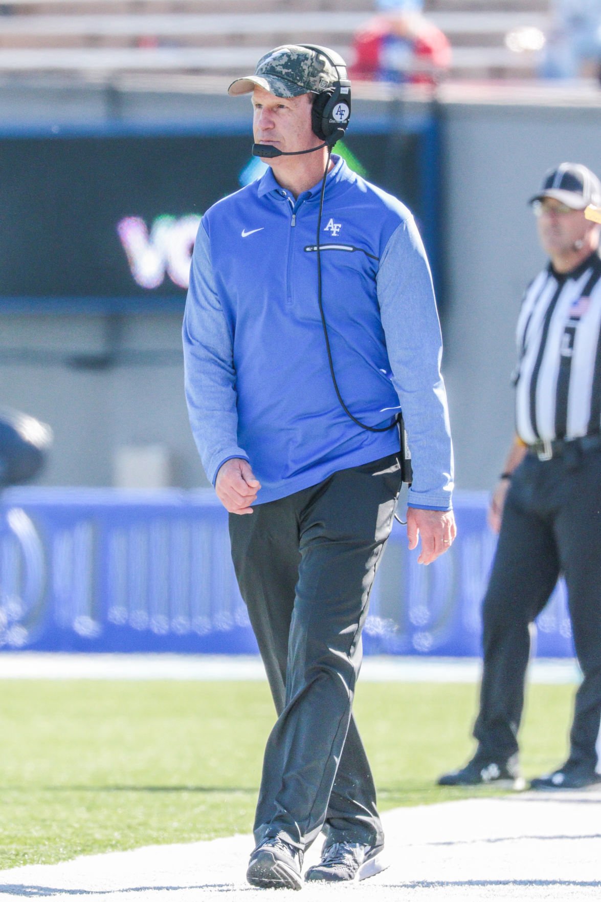 Column: Air Force football coach Troy Calhoun, a former Roseburg ...