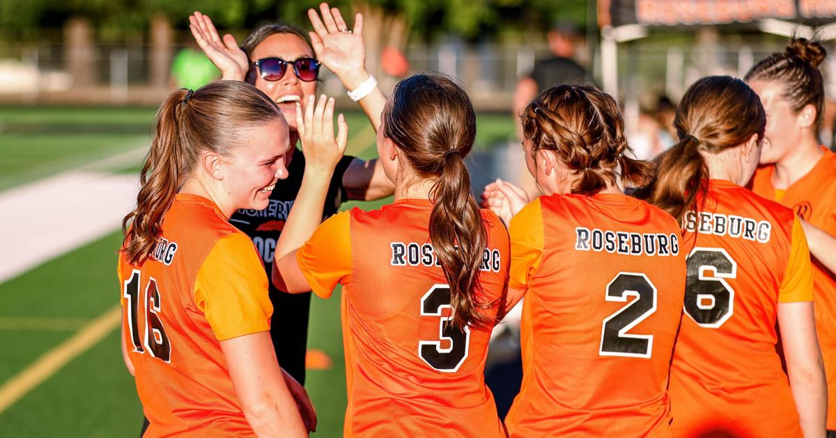 Roseburg Girls Soccer Wins 4 1 Over Crater In Season Opener Prep