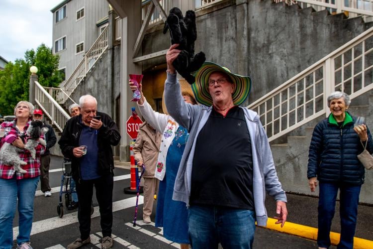 Linus Oakes Village residents celebrate first full moon of May with a ...