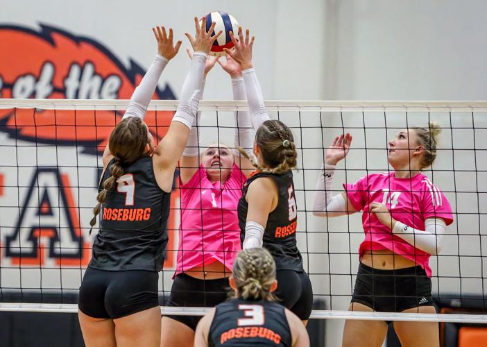 Roseburg beats Grants Pass in straight sets on senior night in SWC volleyball | Preps | nrtoday.com