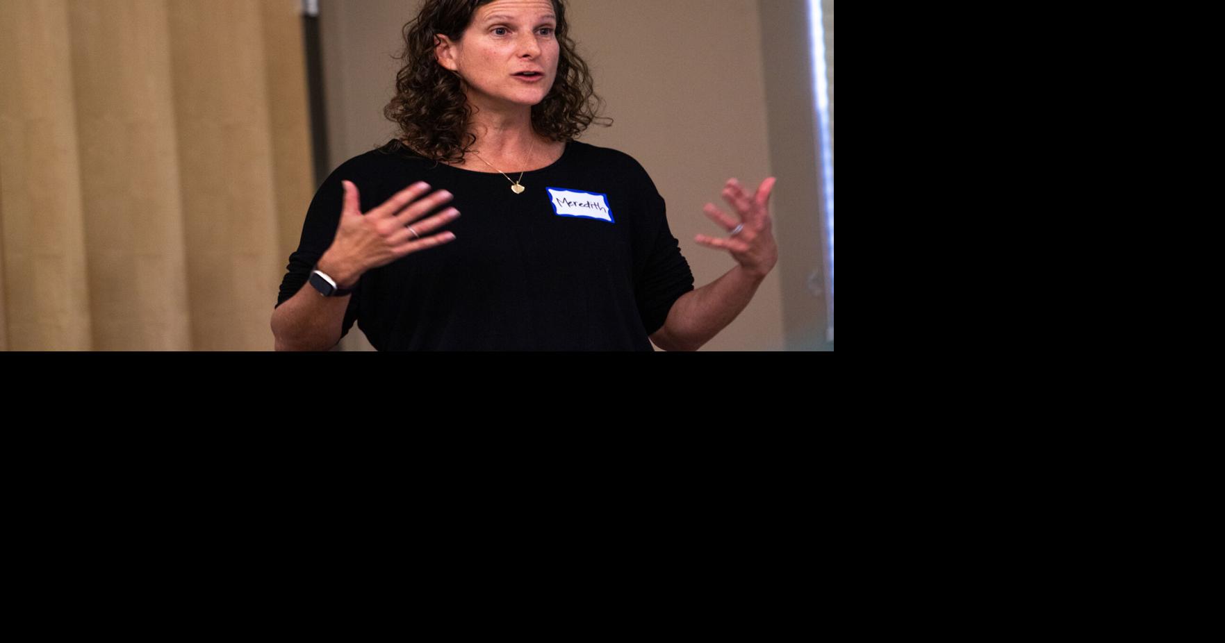 City officials take a class in goal setting to help determine ...