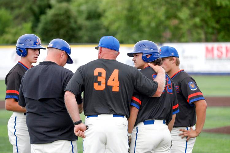 Docs rebound to split league doubleheader with Grants Pass | Sports ...