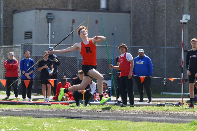 Athletes shine in Jim Robinson Twilight Invitational track and field ...