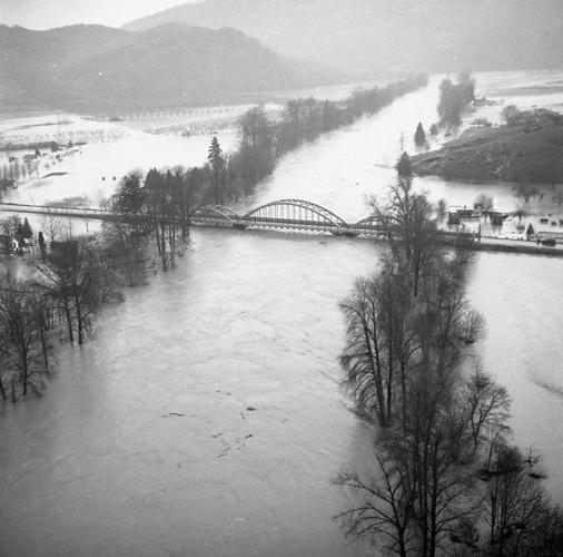 Remembering the Christmas Flood of 1964: 'The destruction was stunning ...