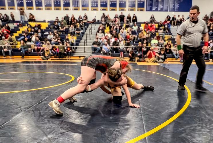 Destiny Weaver gets star treatment in return to Glendale | Community ...