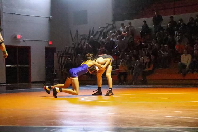 Roseburg boys wrestling falls to Crook County 48-28 in dual | Preps ...