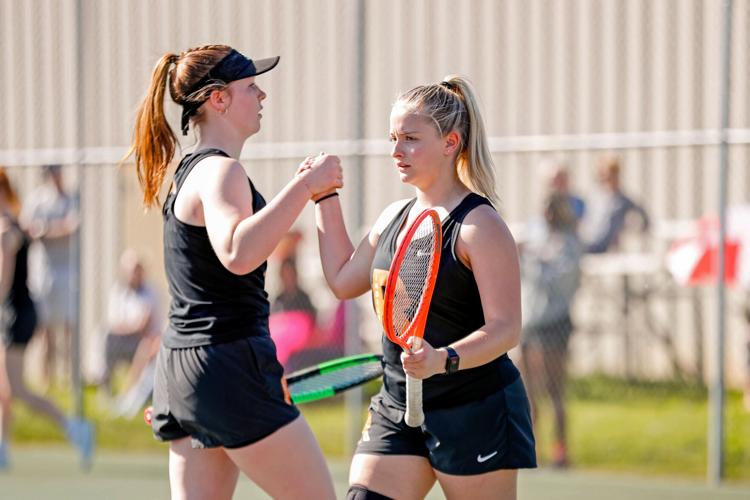 Addison Roberts, Kamryn Wattman enjoying their time as RHS teammates ...