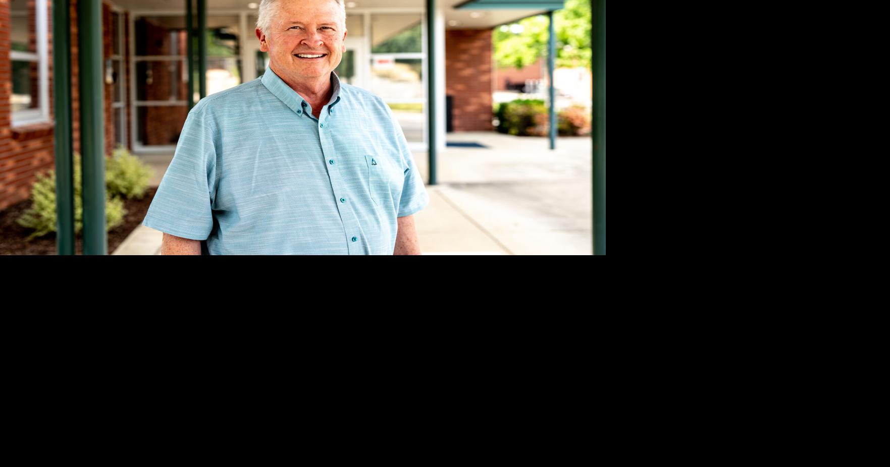 New Glide superintendent moves 3,500 miles for new learning experiences ...