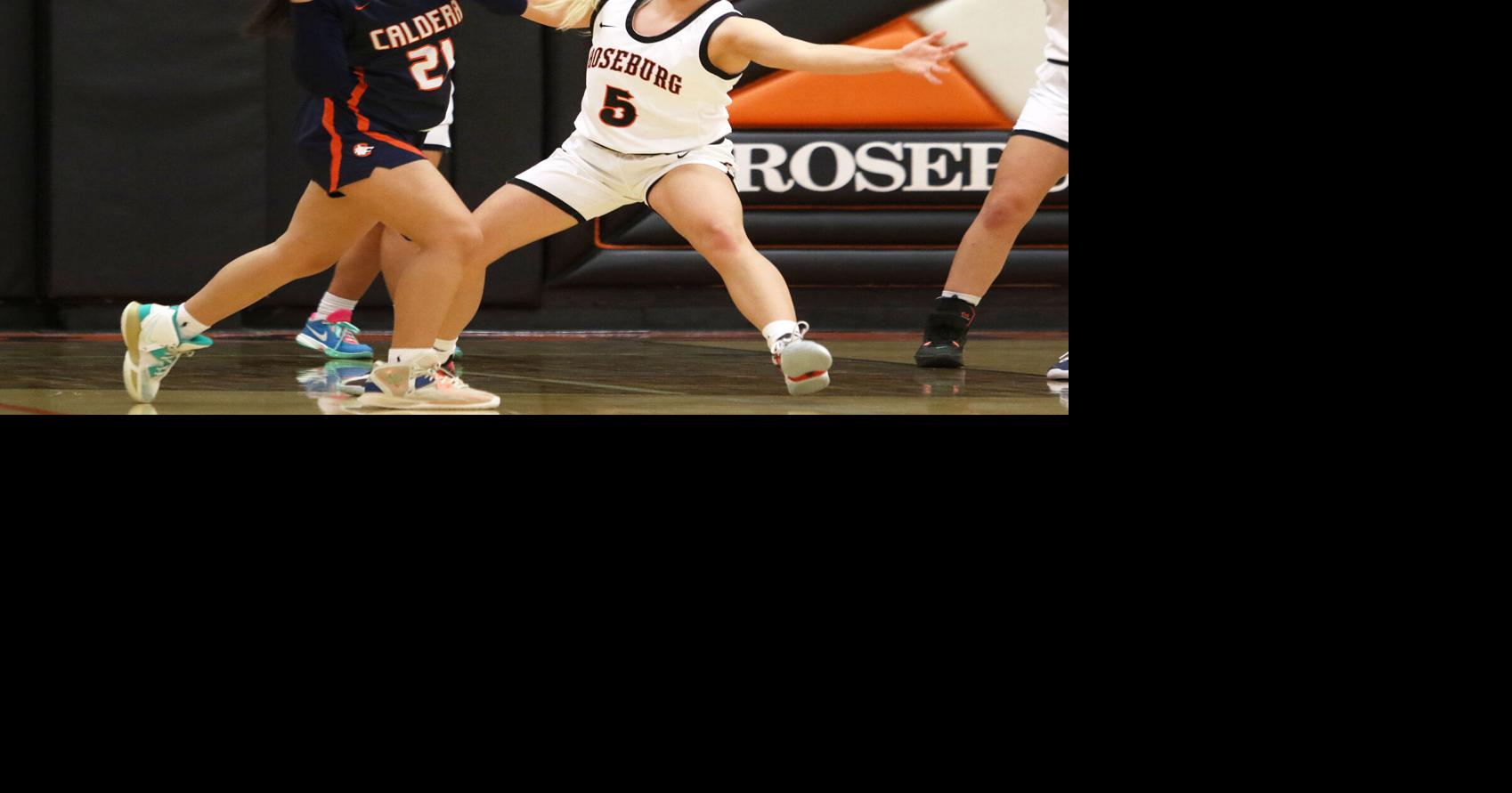 Carpenter Roseburg Girls Fend Off Caldera 37 30 Prep Girls